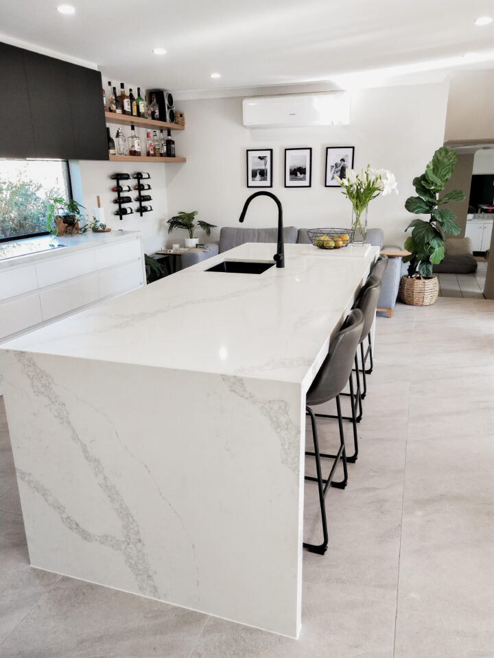 Calacatta Azuro | YDL Stone