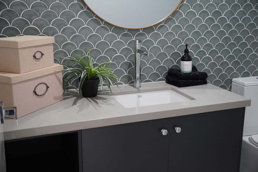 Deluxe | Mineral Stone | YDL Stone